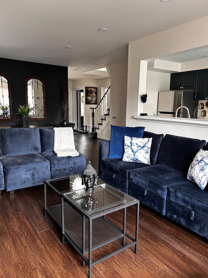 Cozy Detached 3br Home | Full Gym | Prime Location - Ajax