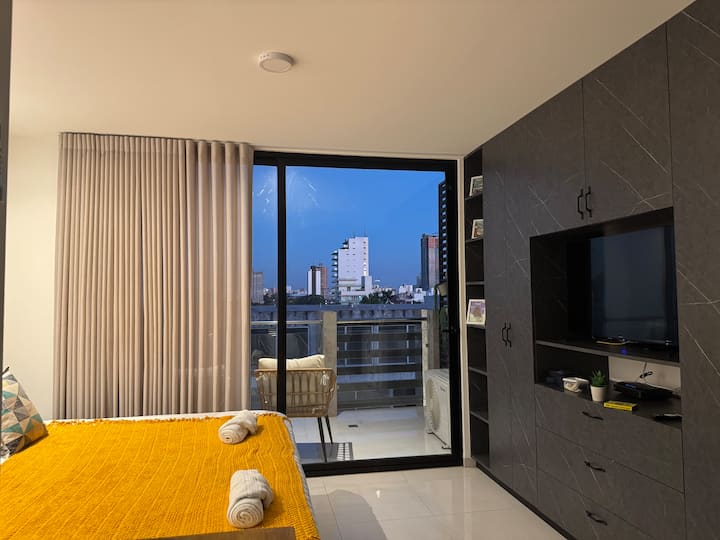 Dpto 505-monoambiente Equipado -Equipetrol  4 Pers - Bolivia