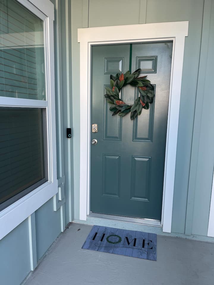 Charming 2-bedroom Townhome - Middleburg, FL