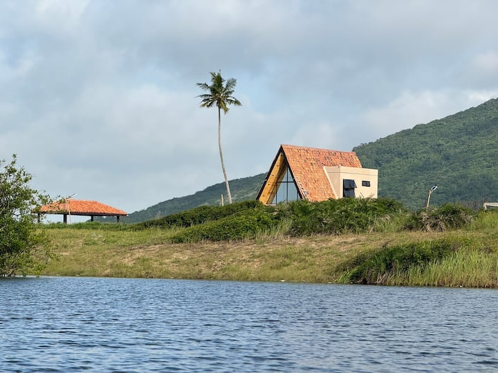 A-frame Paradise | Beachfront - Ghana