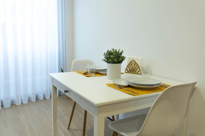 Water Lily I - Studio - Aveiro