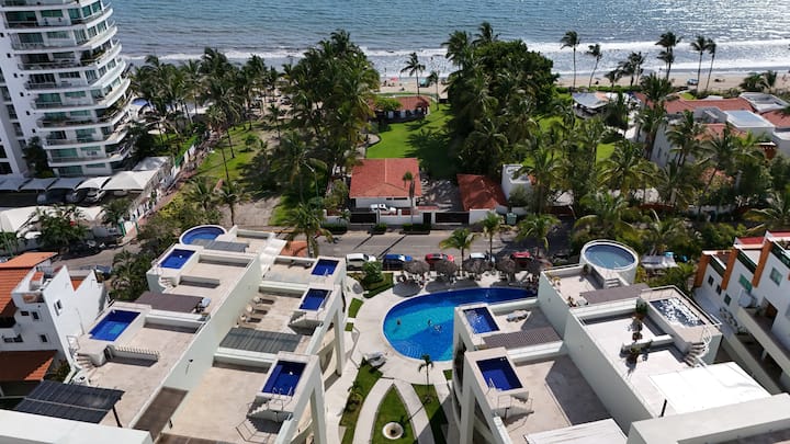 Depto Familiar Rooftop Y Alberca - Nuevo Vallarta