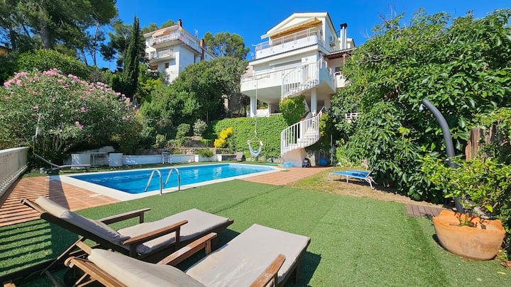 Vivienda Con Vistas Y Piscina - Corbera de Llobregat