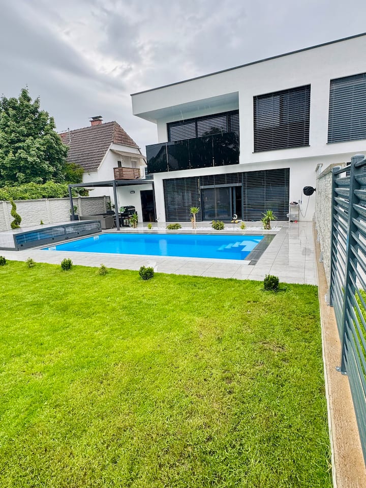 Luxus Haus Mit Pool & Garten - Linz