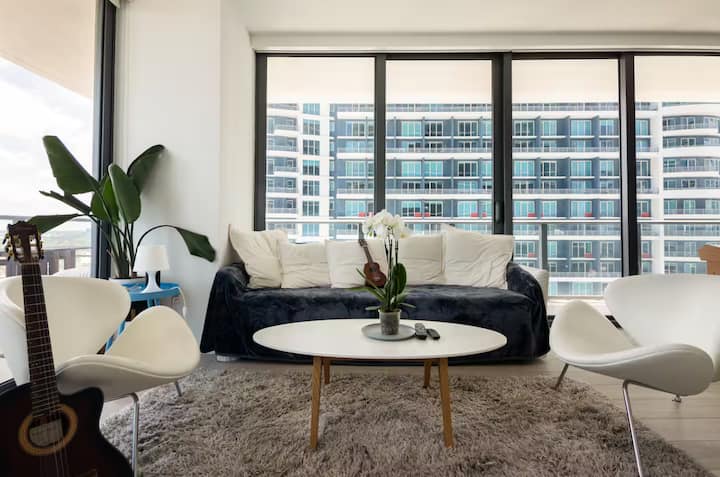 1view, Lux Unit, Heart Of Miami - Miami