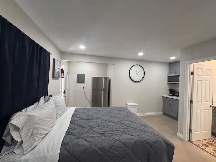 Remodeled Private Entrance 4326-a - La Puente, CA