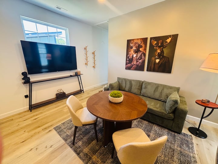 Fresh & Cozy New-build - Durham, NC