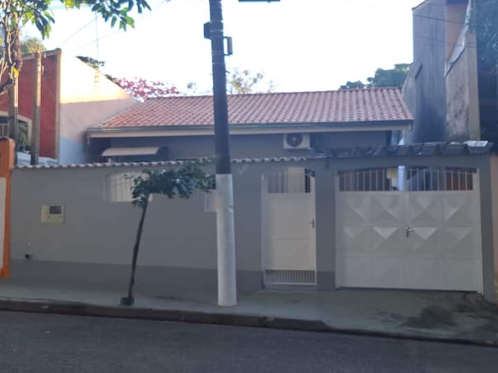 Casa Ampla E Bem Localizada - Sorocaba