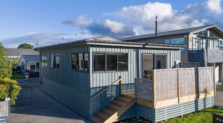 Relaxed Coastal Getaway - Waihi Beach