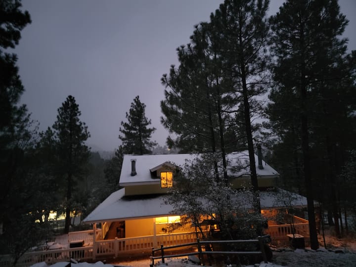 Beautiful Home In The Cool Pines - 스트라우베리
