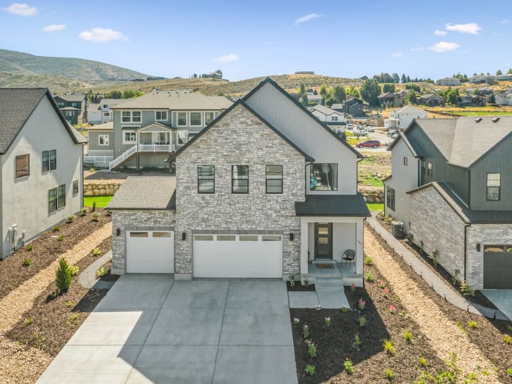 5 Bdrm Single Family Home-dog Friendly-sleeps 12 - Midway, UT