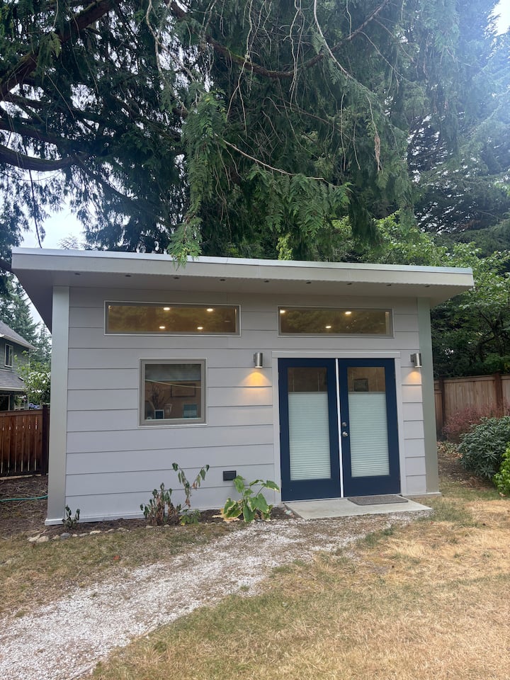 Modern Casita Near Winslow - No Cleaning Fee - 베인브리지 아일랜드