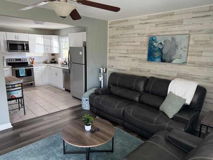Family-friendly 3 Br, 1.5 Ba Home| Close To Wpafb - 代頓