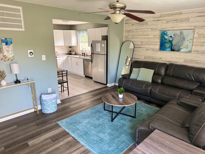 Ranch 3br, 1.5ba | Garage & Fenced Yard - Dayton, OH