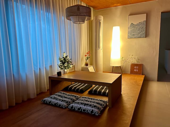 광안해옥 #신규오픈 #대형자쿠지 # 최대6인 #광안리독채 #침실2개 #광안리도보5분 #파티 - Busan