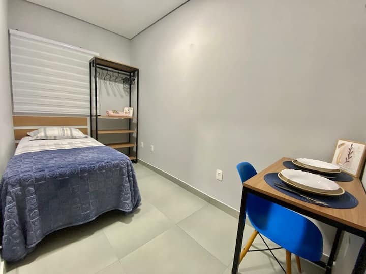 Quarto Em Jundiaí (Kitnet) - Jundiaí