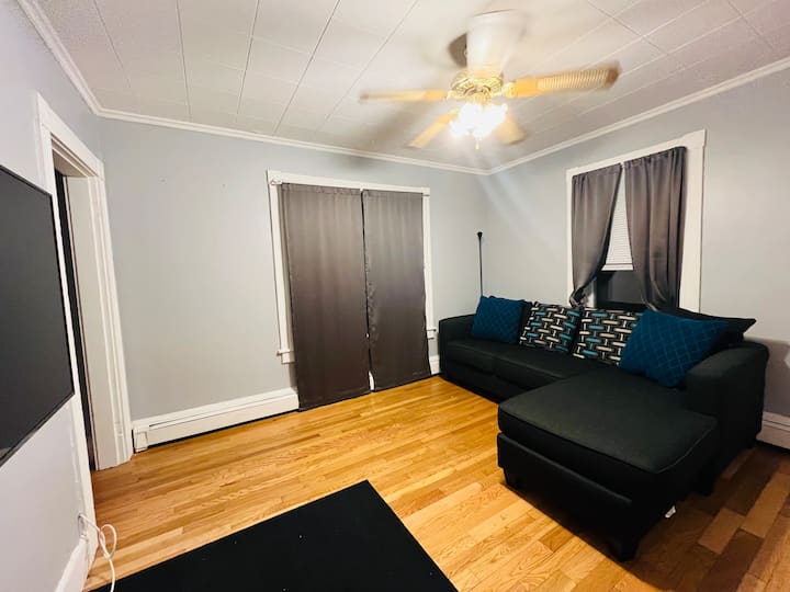 Cozy Stay With Loyalty Homes - Franklin, MA