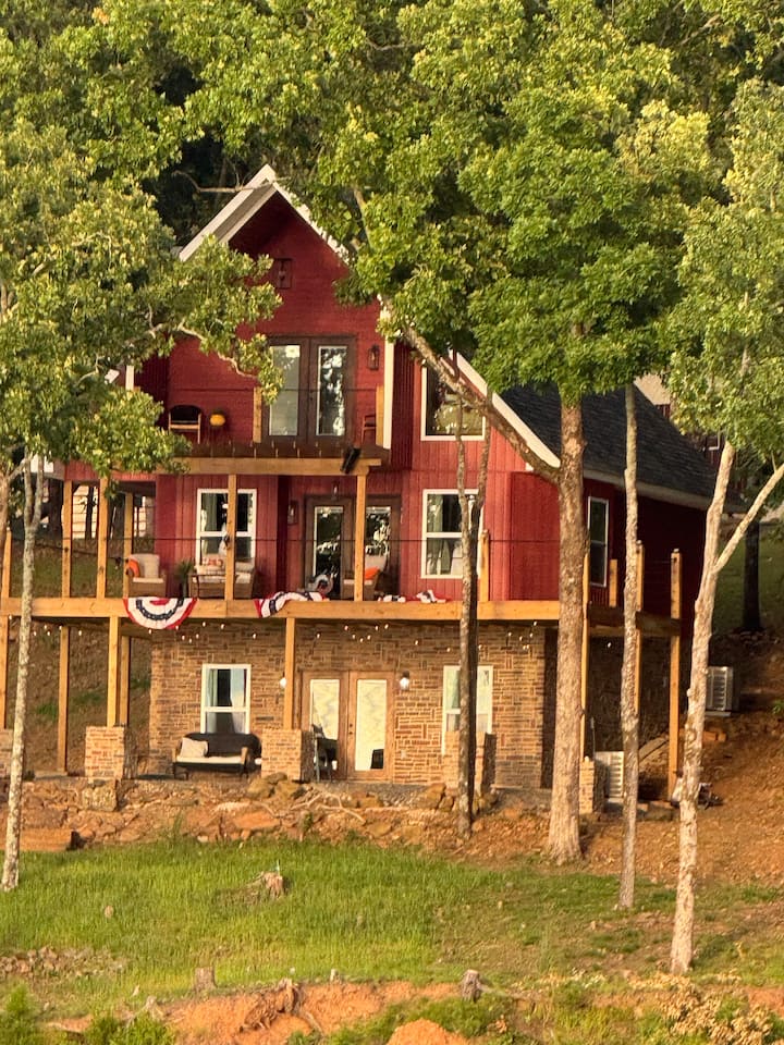 Lake House With A View - Heber Springs, AR