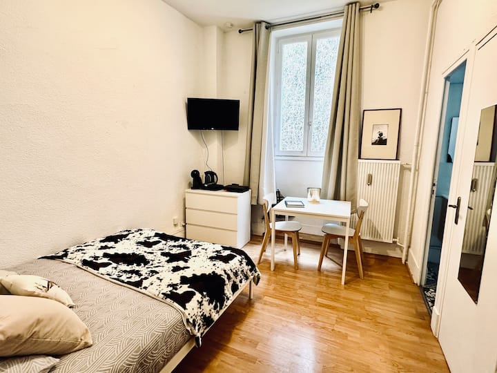 Studio De Charme Au Coeur D’uriage Les Bains - Séchilienne