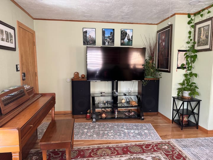 Cozy House - Eugene, OR