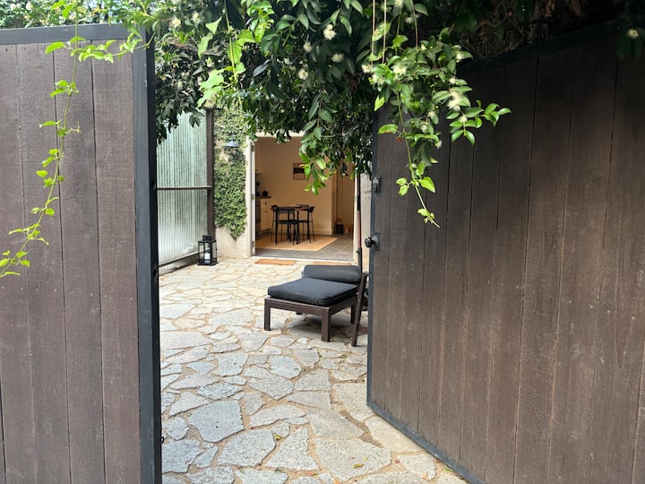 The Hideaway - Los Angeles, CA