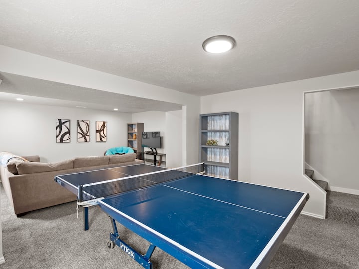 Winter Mountain Home Sale! 20% Off Nov Stays - Layton, UT