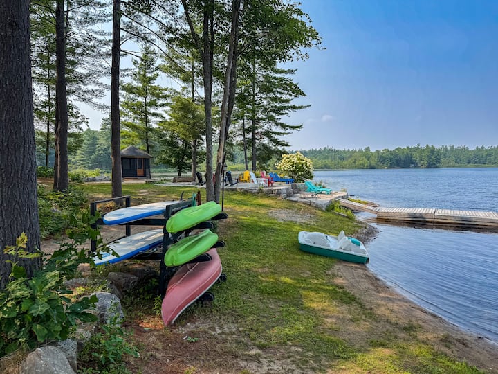 Private Lakefront Cottage Living On Muldrew Lake - Gravenhurst