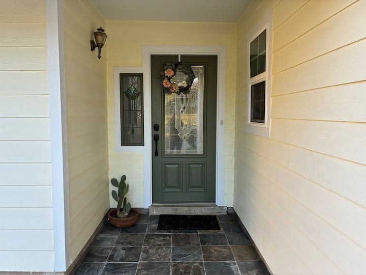 Crossroads Ranch House
Str-25-13501096 - Castle Hills - San Antonio