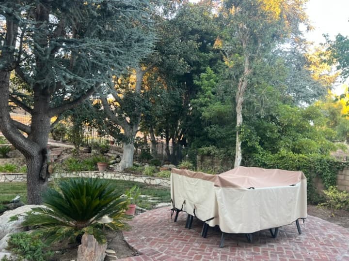 Serene Oasis In Thousand Oaks - Moorpark, CA