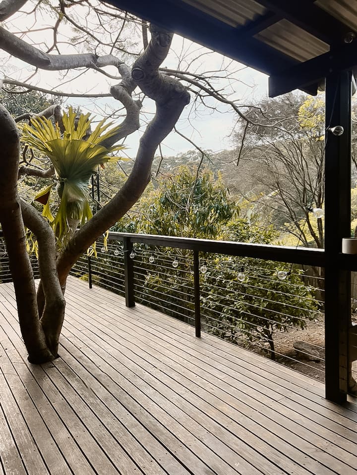 The Tree House - Valla Beach