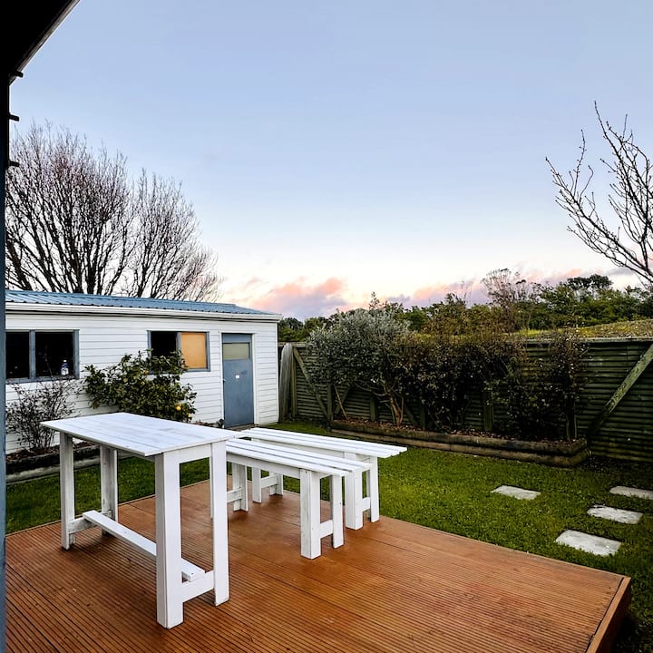 Waiwhetu 3 Bedroom House Retreat - Lower Hutt