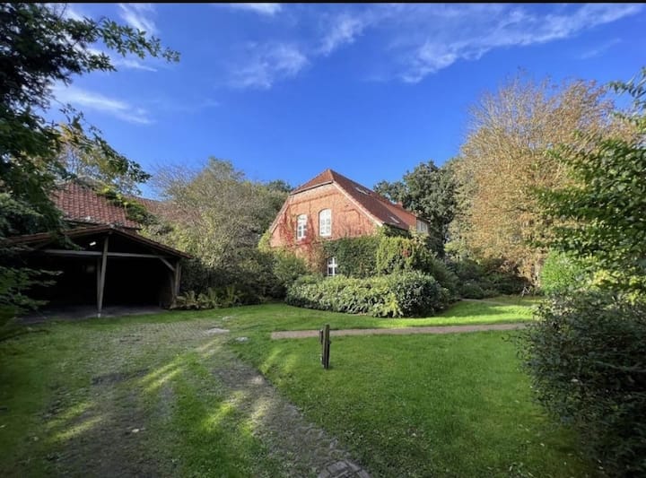 Denkmalgeschütztes Lehrerhaus - Großheide