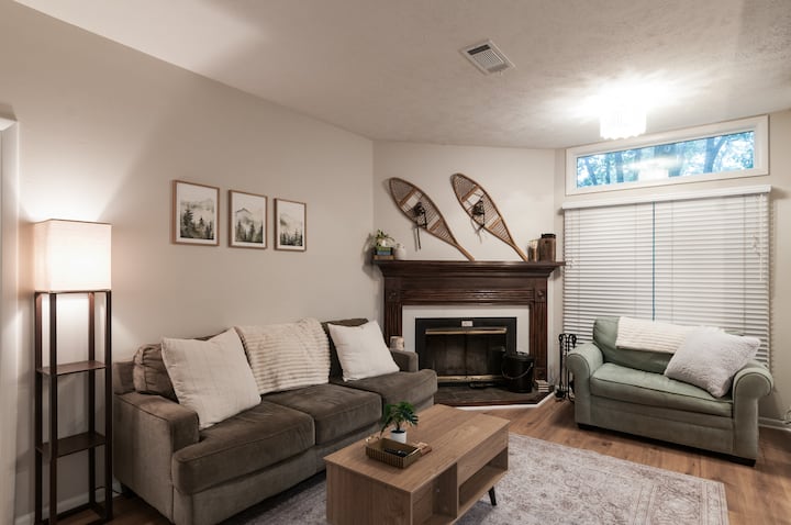 Cozy Base Camp For Blue Ridge Adventures - Wintergreen, VA