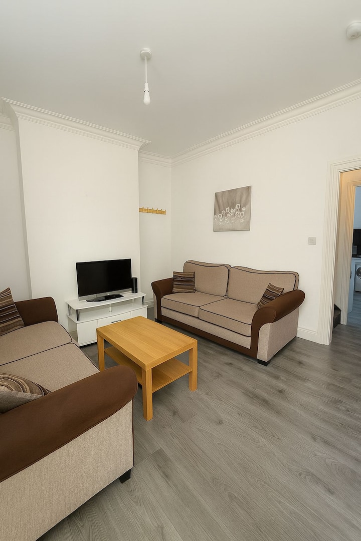 Contractor-4bd -Central- Wifi*parking - Mount Pleasant