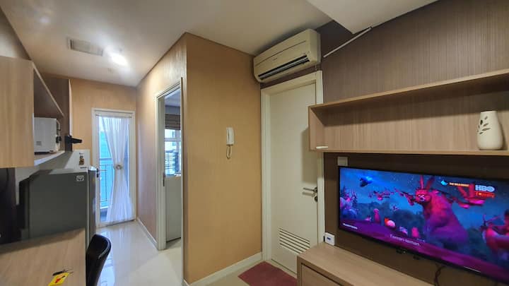 Homeycozy 1br @Madison Park Near Central Park Mall - Jakarta