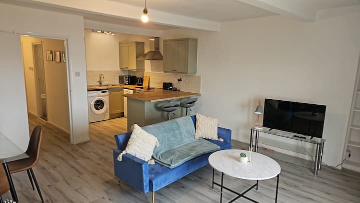 Sea View Two Bedroom Apartment - Saint Leonards