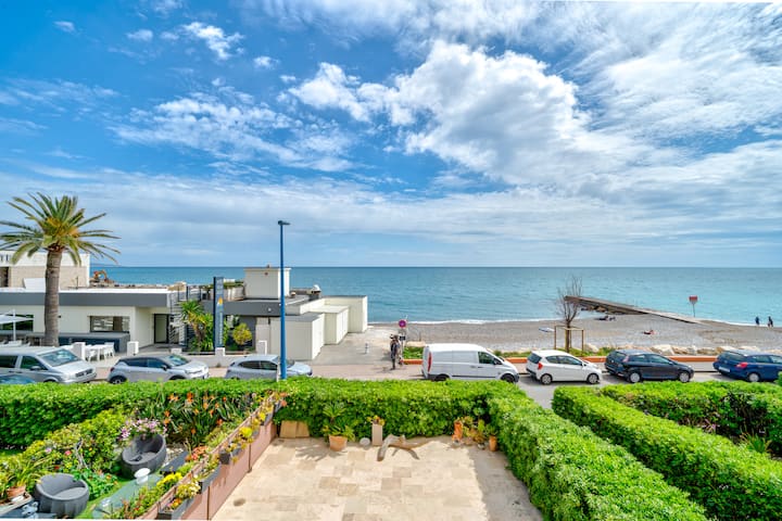 Appartement Face à La Mer, Clim, Parking - Villeneuve-Loubet