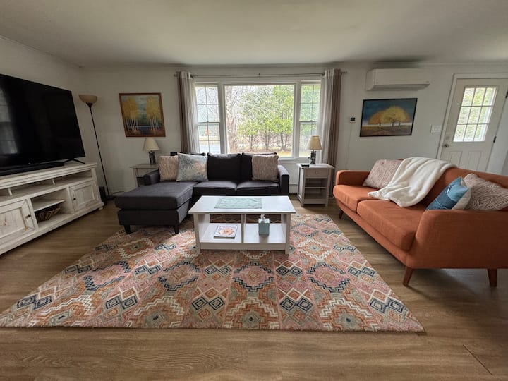Woodcrest Hideaway - Camden, ME