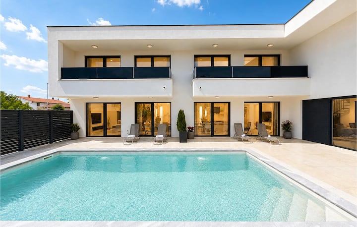 Luxurious Apartment In Medulin With Wifi - Medulin