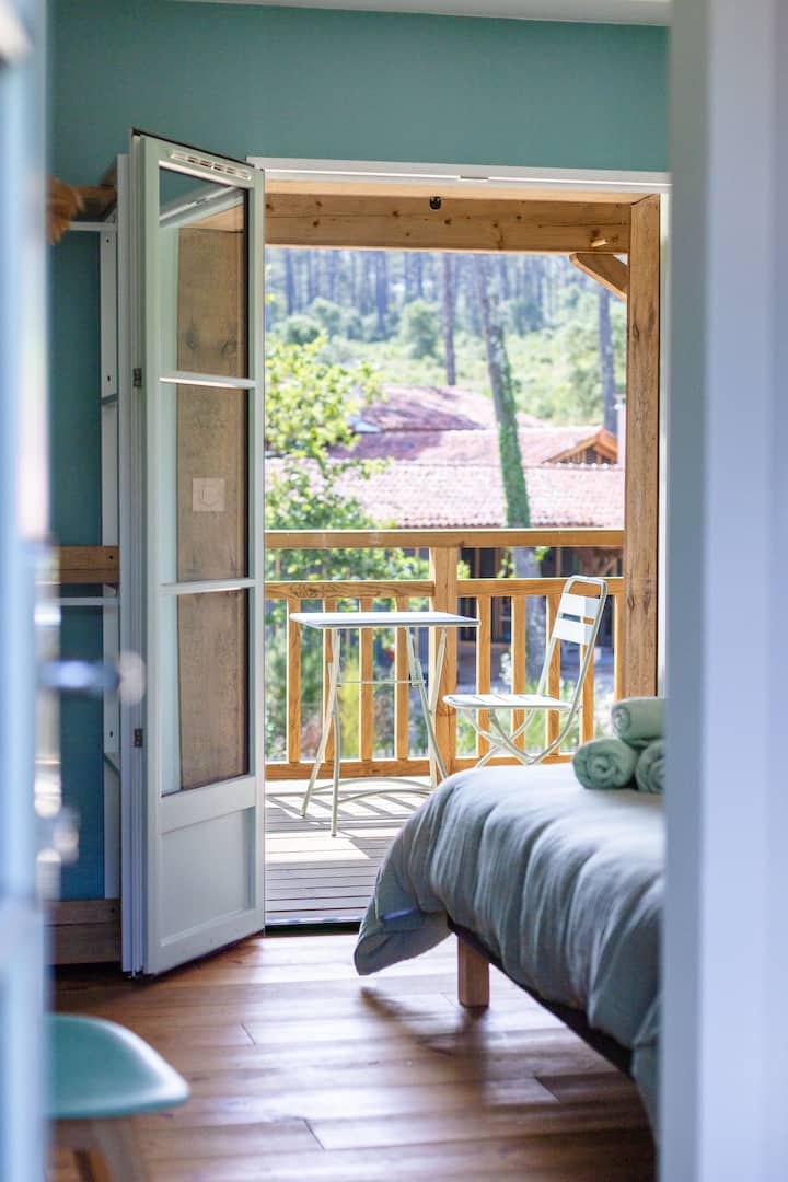 Contis Surf Lodge, Chambre4 & Sdb, Espace Partagé - Contis-Plage