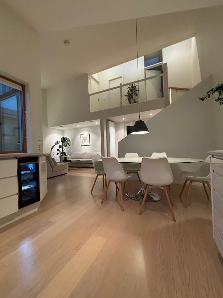 Flott, Romslig Og Sentral Bolig I Stavanger - Stavanger
