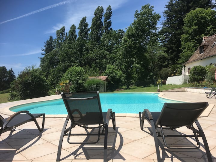 Courtyard Cottage Au Domaine Lavie - Salies-de-Béarn