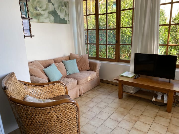 Courtyard Cottage Au Domaine Lavie - Salies-de-Béarn