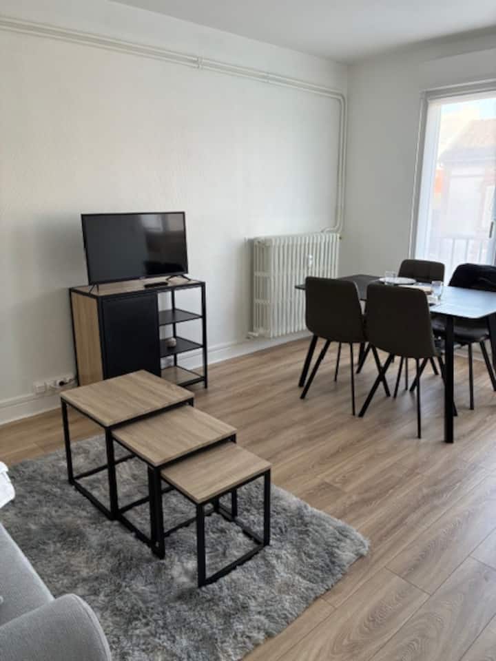 Studio Cosy, Idéal Pour Séjour En Couple - Châlons-en-Champagne
