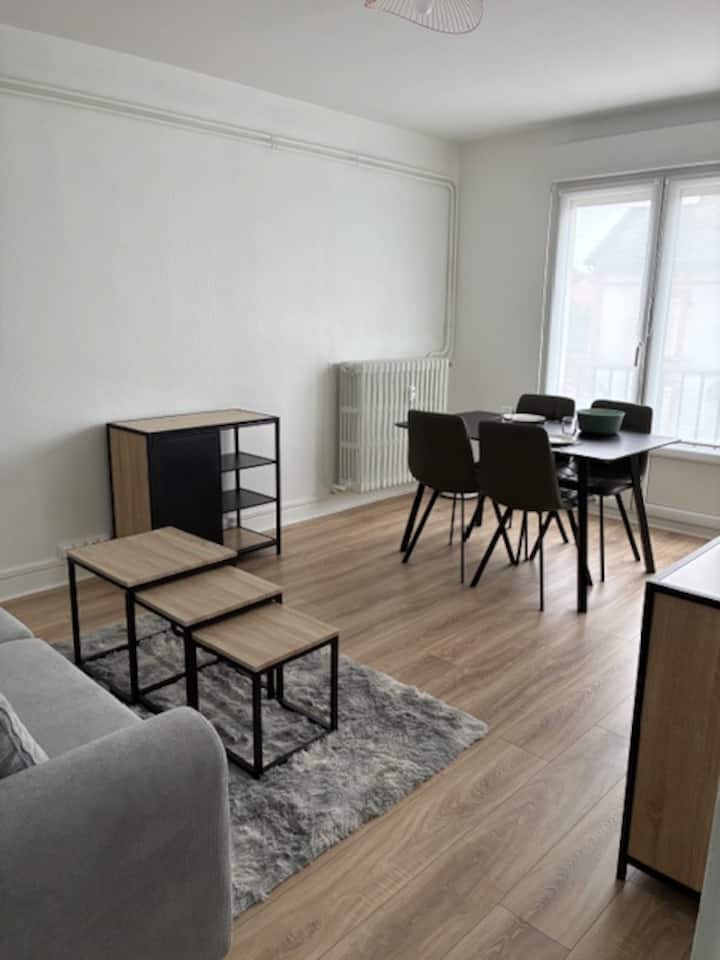 Studio Cosy, Idéal Pour Séjour En Couple - Châlons-en-Champagne