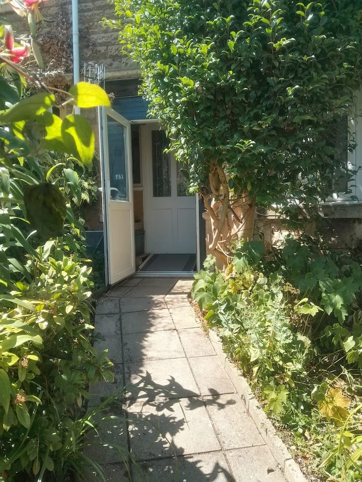 Accessible Home In Central Bath With Floor Lift. - Bradford-on-Avon