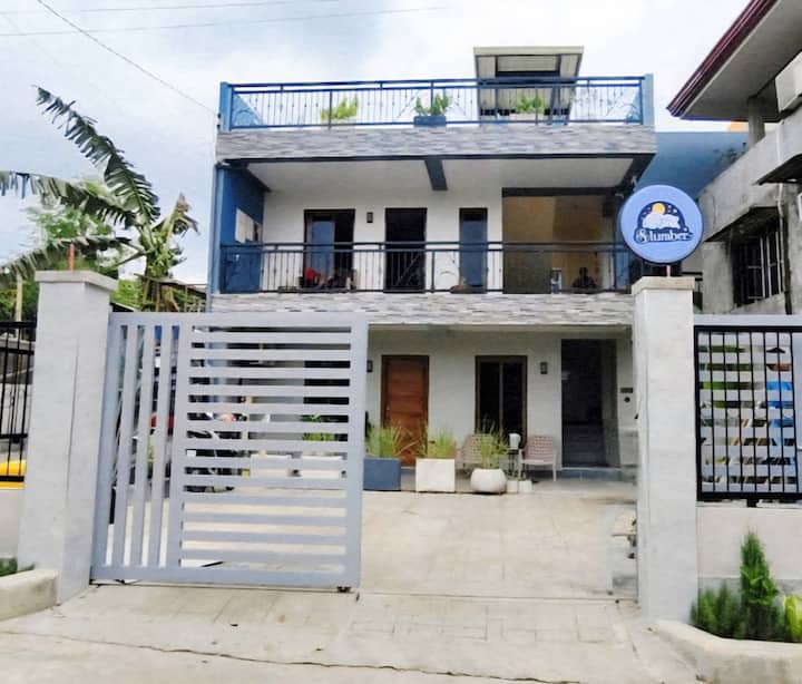 Slumber Deluxe Apartment - Ormoc