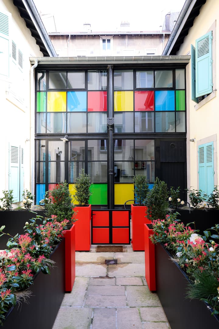 Loft Mondrian : Vivez L'expérience Quai Verrière - Belfort