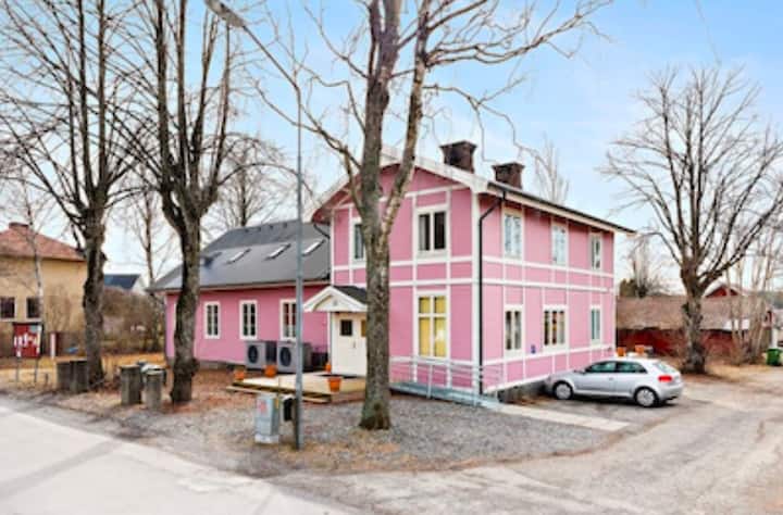 Workers • 17br • 5bath • 2 Kitchens • All-inc - Enköping