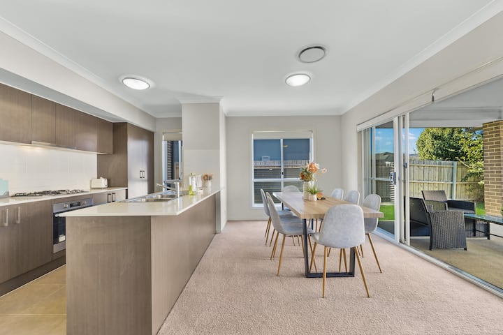 Schofields 4房可停车&烹饪house - Sydney